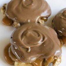 Chocolate Turtle Clusters | Sweet and Salty Dessert Idea
