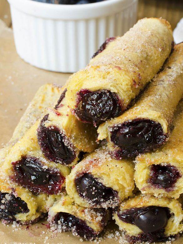 Easy Blueberry Cobbler - Recipe with Fresh or Frozen Blueberries