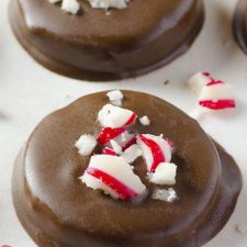 Homemade Peppermint Patties | Easy Christmas Chocolate Candy Recipe