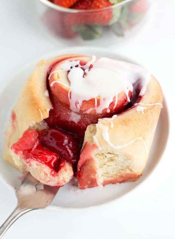 30 Best Strawberry Desserts - OMG Chocolate Desserts